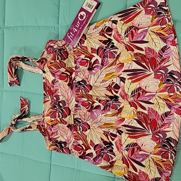 Fit 4 U | Swim | Nwt Tankini Top | Poshmark
